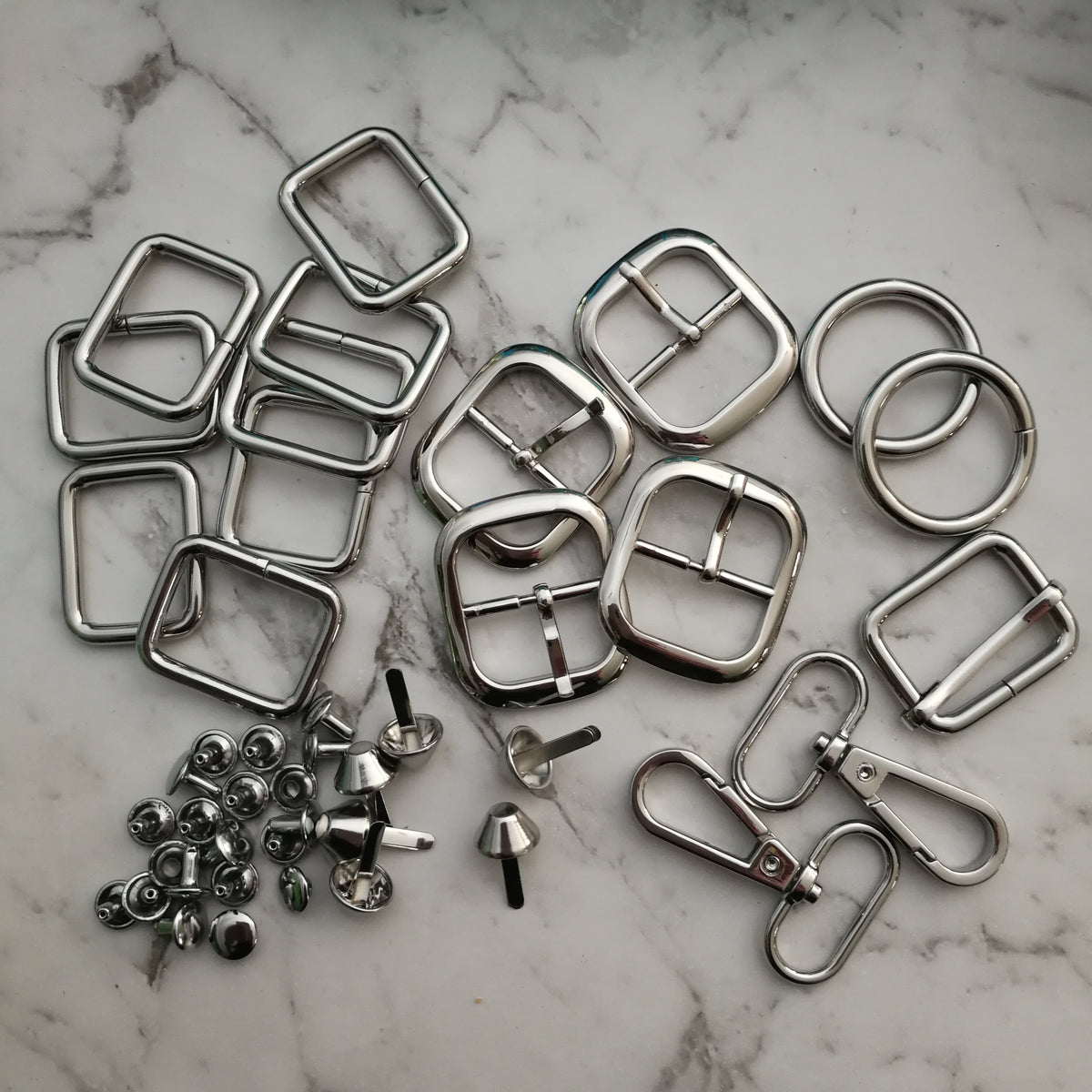 Moonwake Handbag Kit pattern by Lavender and Twine – At The Sewing Room